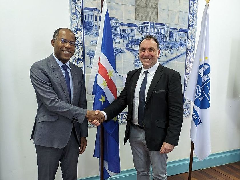 Rencontre avec les maires de Praia, Tarrafal et Cidade Vehla du Cap ...