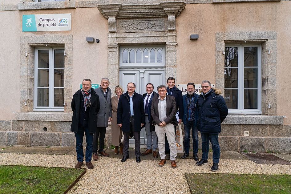 Parthenay-Gâtine accueille le "G8" des Deux-Sèvres (communautés d ...